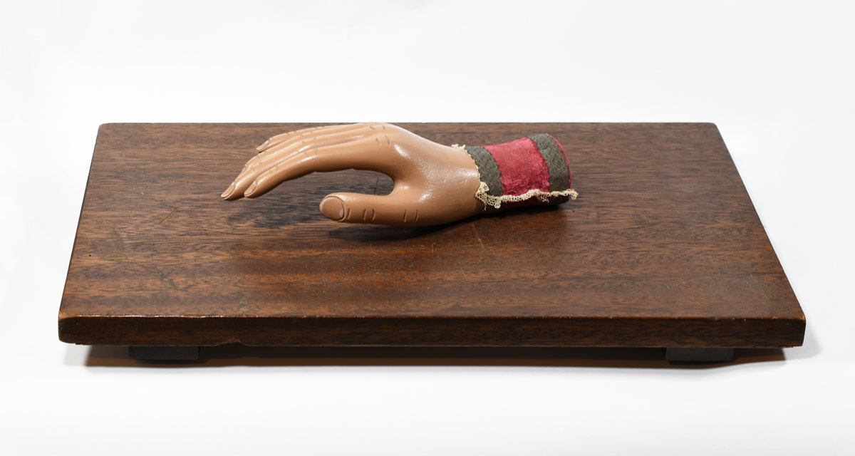 Thayer Rapping Hand and Board - Quicker than the Eye