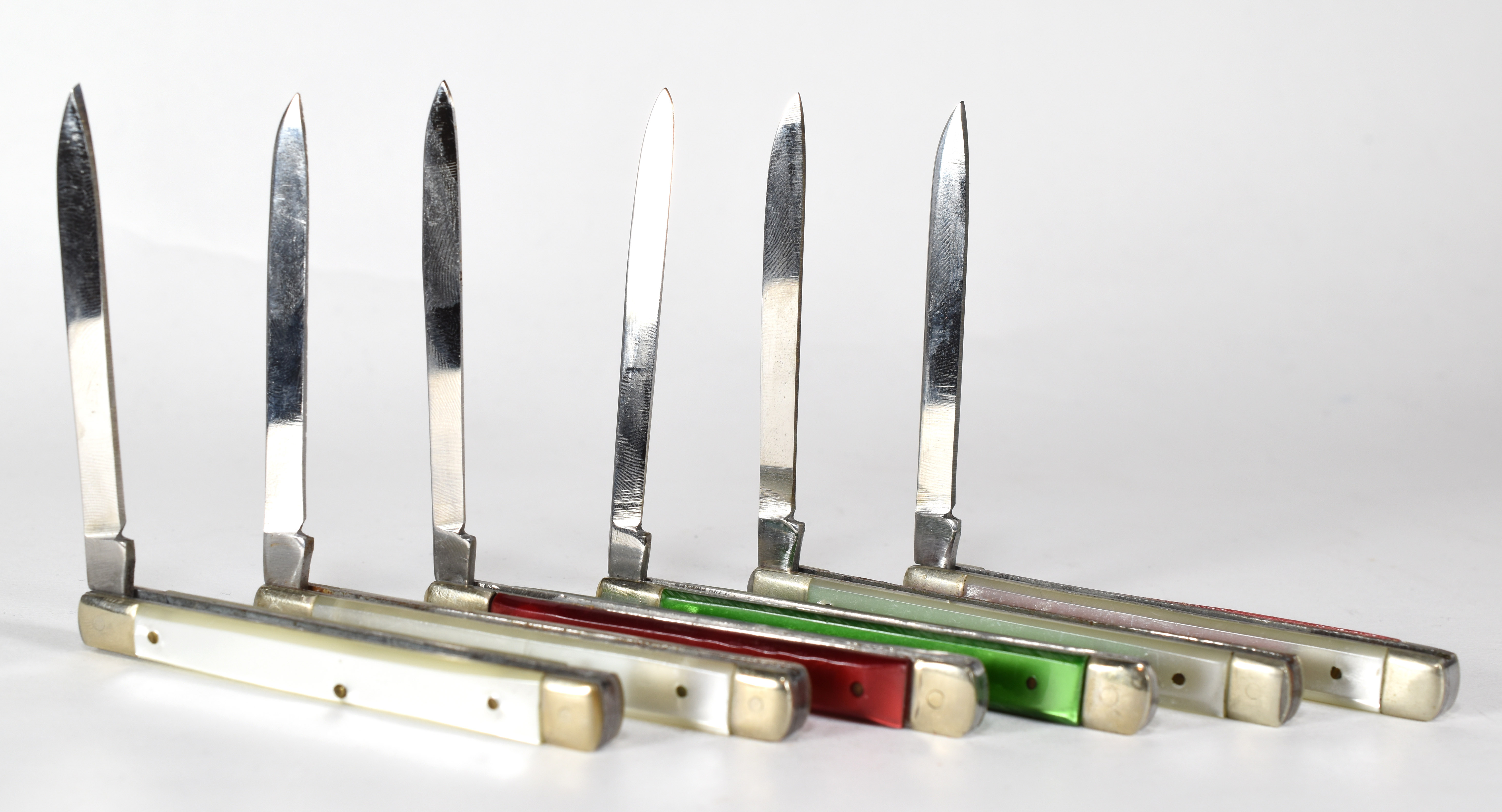 Merrill Color Changing Knives, Set of Six - Quicker than the Eye