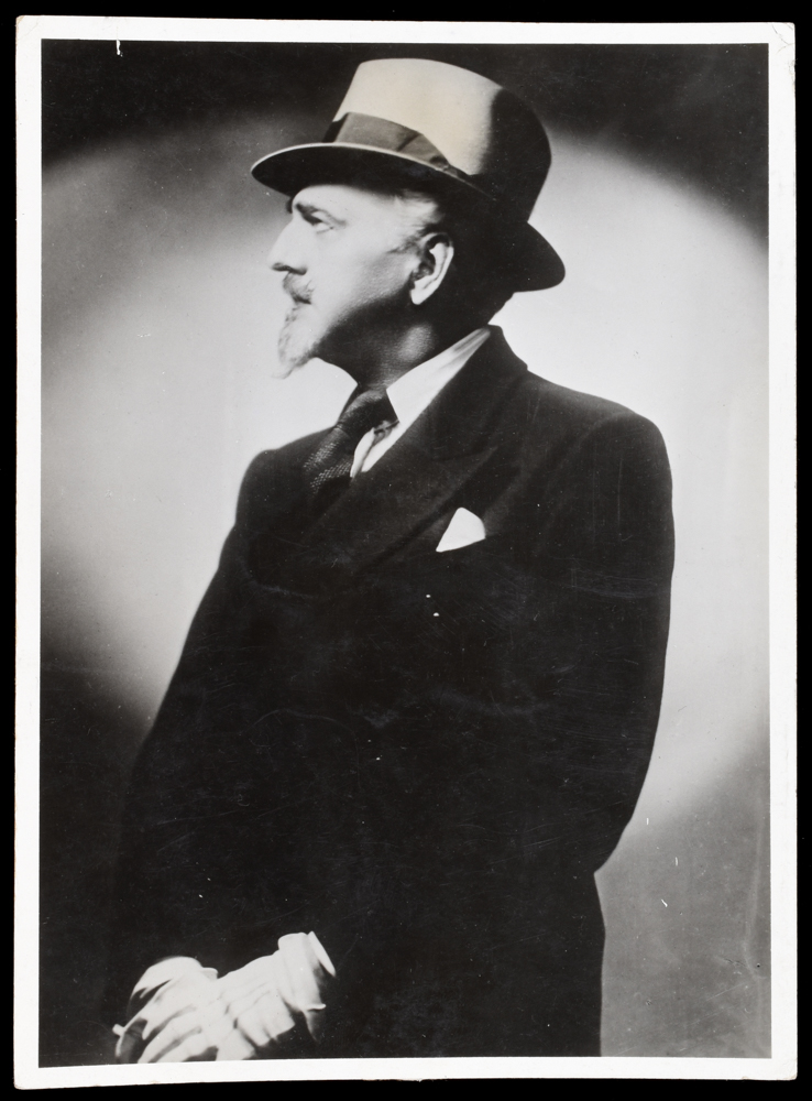 Dante Profile Portrait - Quicker than the Eye