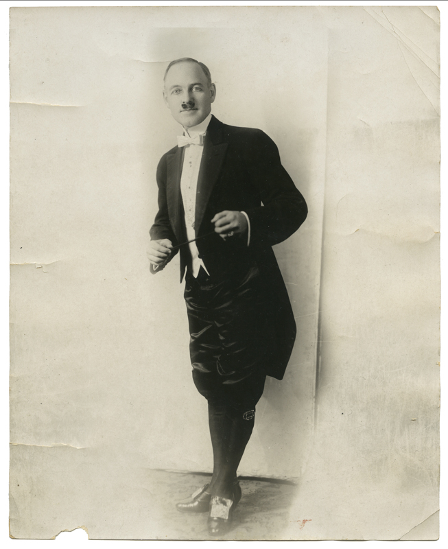 Edwin Brush Portrait - Quicker than the Eye