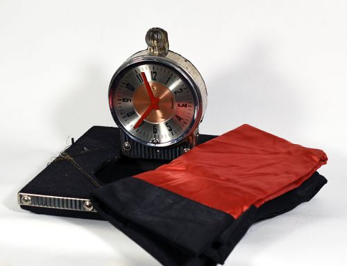 Vanishing Alarm Clock - Quicker than the Eye